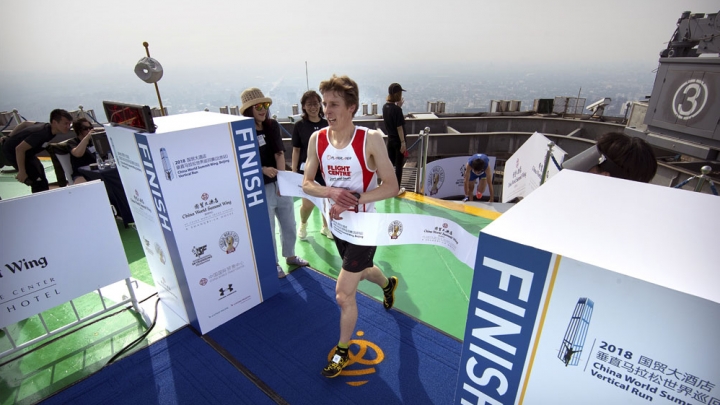 Running with altitude: vertical run takes place in Beijing - China Plus