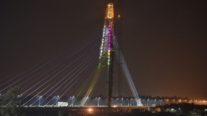 First asymmetrical cable-stayed bridge in India to open - China Plus