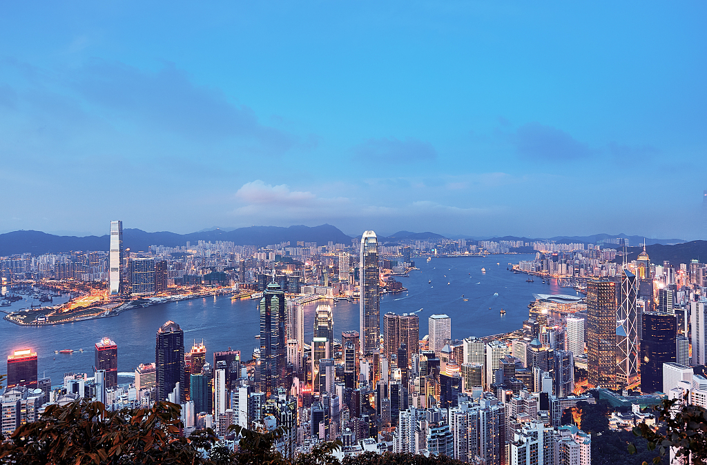 Законността и общественият ред в Хонконг са подобрени след влизането в сила „Закона за