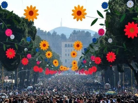 Elbasani dhe Tirana, qytetet e Ditës së Verës