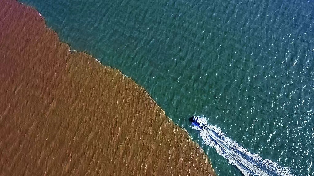 Kad se žuta rijeka susretne s morem