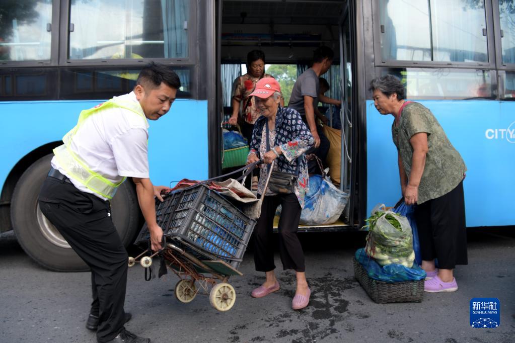 Perkhidmatan ‘Koc’ untuk Peruncit Sayur